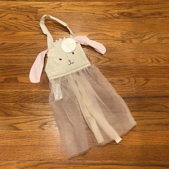Pottery Barn Kids | Other | Nwt Pottery Barn Kids Linen Bunny Apron ...